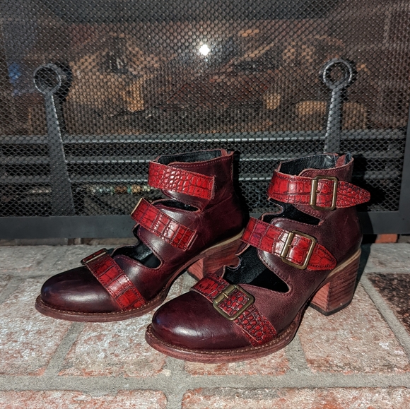 Freebird by Steven | Shoes | Freebird Charlotte Booty In Red Croc Size 8 | Poshmark